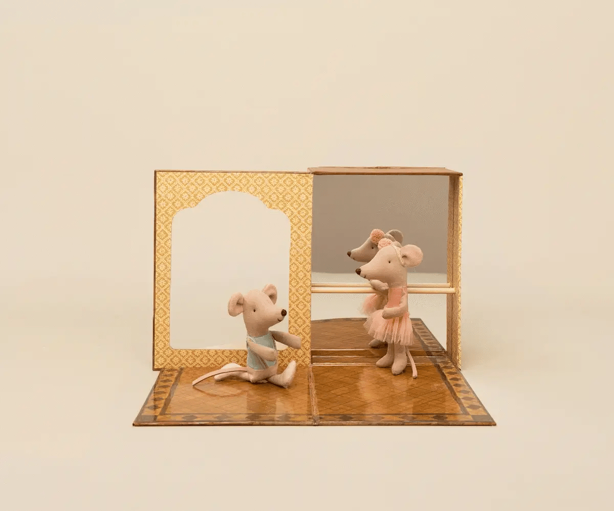 Maileg Ballet Mice in Dance Studio, Little sister and brother – Huset ...